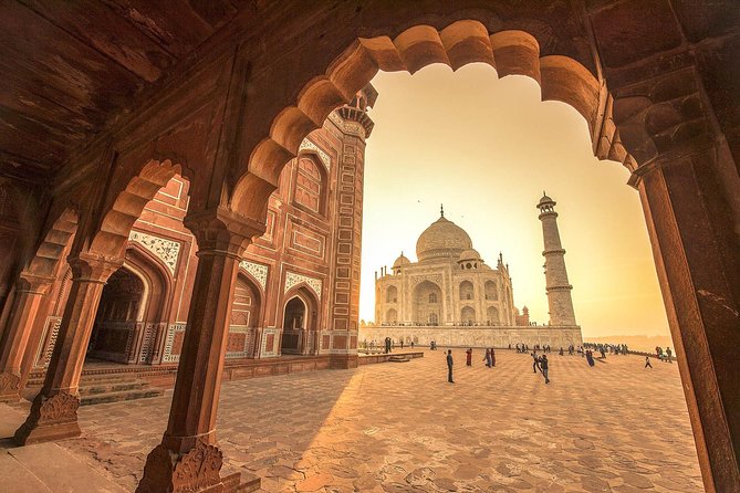 Private 2 Days Agra Taj mahal & Delhi Tours From Hyderabad - FAQs
