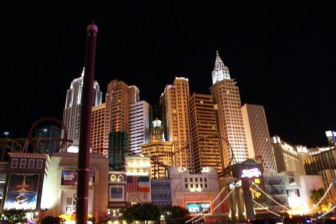 Private 2-Hour Limo Tour of Las Vegas with Champagne - Who Might Want More
