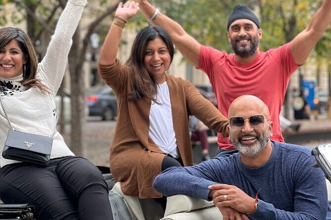 PRIVATE 2-Hour tour of Montréal in Convertible Cadillac + Murals - The Sum Up