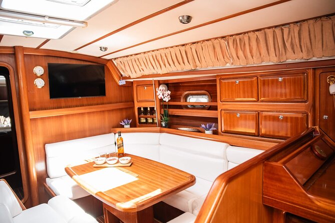 Private 2 Hours Sunset Cruise To Klima - FAQs