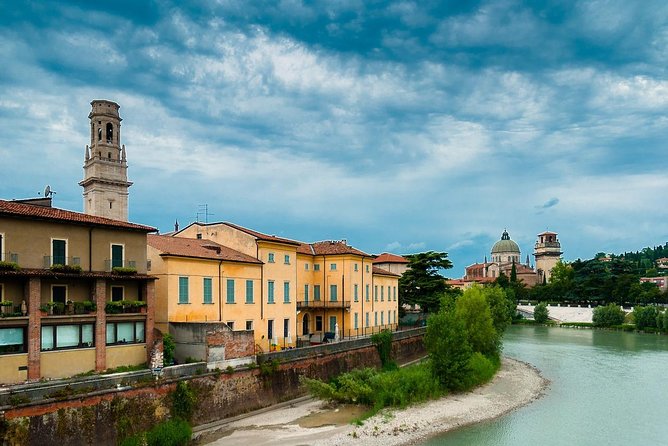 Private 2,5 hour Walking Tour of Verona with Private Tour Guide - A Closer Look at the Tour Itinerary