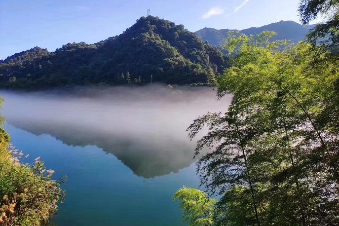 Private 2D Tour to Xiaodongjiang Lake & Gaoyiling Danxia from Guangzhou by Train - What Travelers Say: Authentic Insights from Reviews