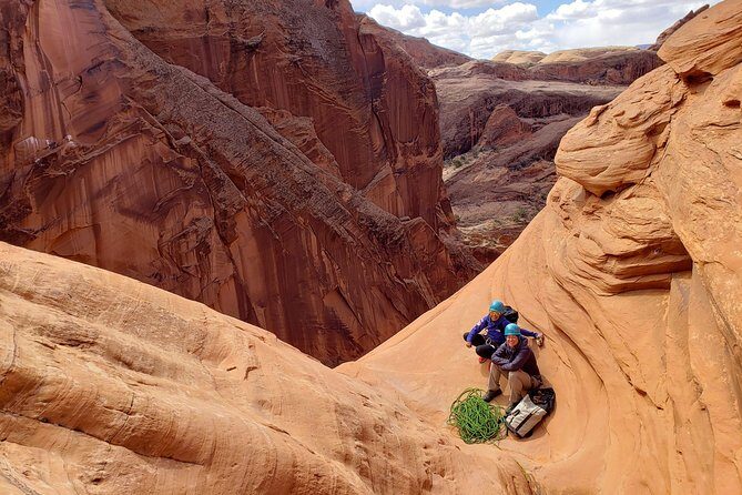 Private 3/4 Day Canyoneering Tour in Moab - The Return and Reflection