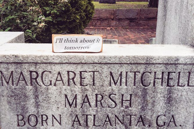 Private 3-Hour Margaret Mitchell's Gone With the Wind Tour - Analyzing the Experience
