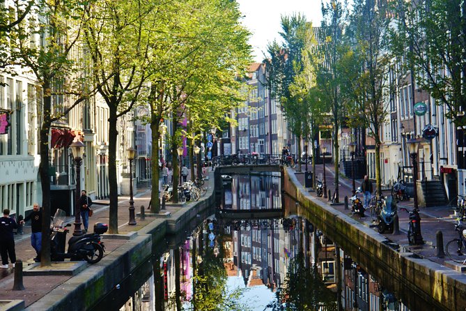 Private 3-hour Walking Tour in Amsterdam with official tour guide - The Sum Up