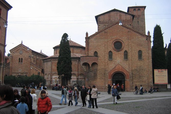 Private 3-hour Walking Tour of Bologna with private official tour guide - Key Points
