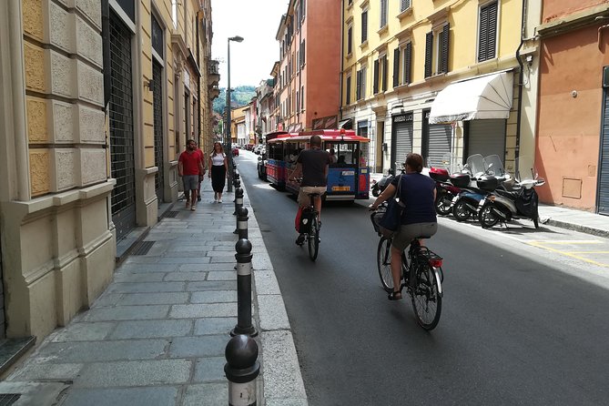 Private 3-hour Walking Tour of Bologna with private official tour guide - Who Will Love This Tour?