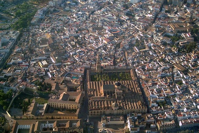 Private 3-hour Walking Tour of Cordoba with official tour guide - What to Expect from Your Guide