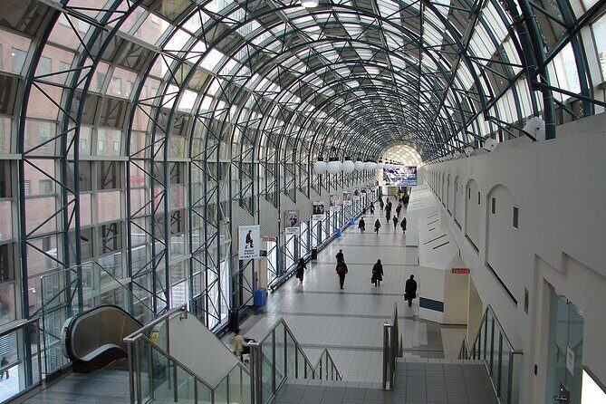 Private 3-hour walking tour of Toronto with licensed tour guide - What the Tour Means for You