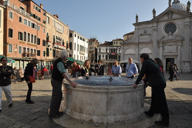Private 3 Hrs Venice Tour: St Marks, Walking Tour & Boat Tour - Exploring St. Marks Basilica