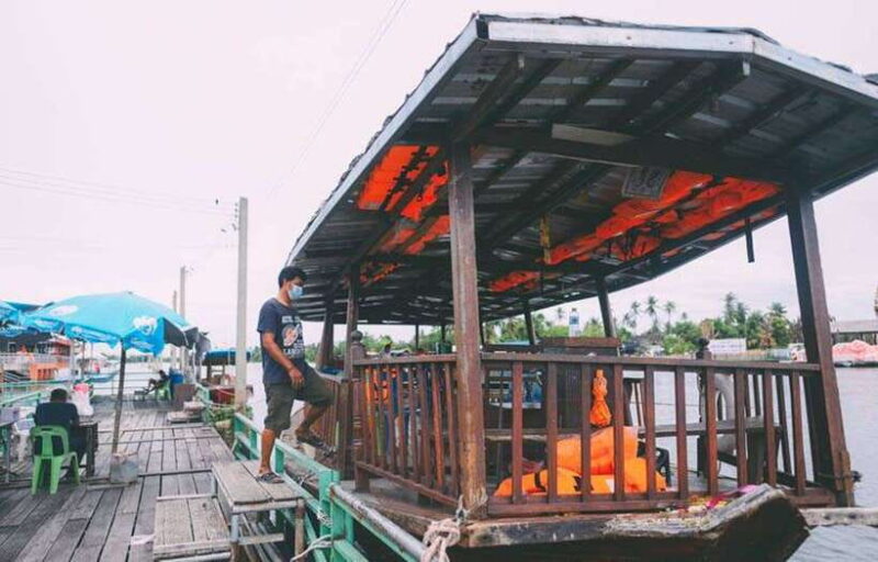 Private 3 IG Cafe + Don Wai Floating Market: from Bangkok - Potential Drawbacks