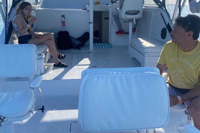 Private 38' Defender Sportfishing/Swim with Pigs in Nassau - The Sum Up