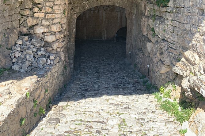 Private 4 Day Tour of Albania From North to the South - Unique Features of the Tour