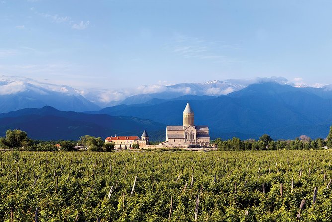 Private 4 Days Food & Wine and Sightseeing Tour to Kakheti, Kazbegi, Mtskheta. - Booking Information