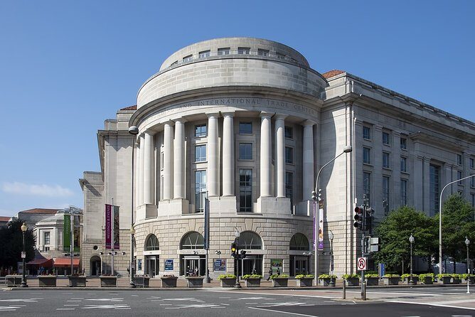 Private 4-hour Best of Washington Tour at night with private driver and guide - The Itinerary in Detail