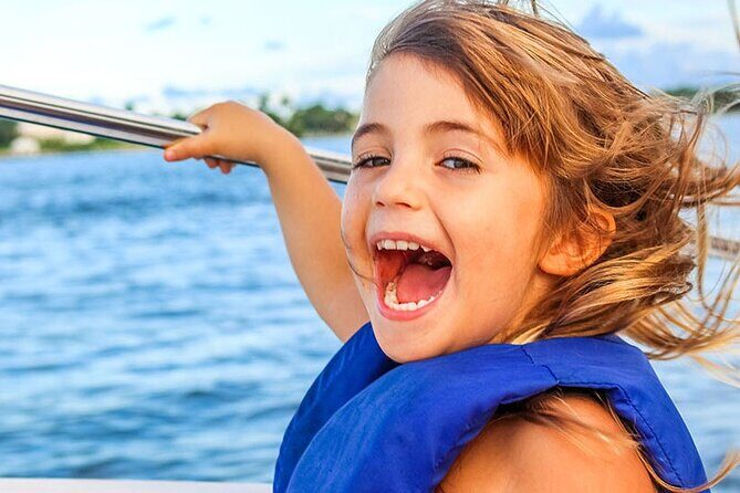 Private 4 Hour Choose Your Lake Discovery Tour in Traverse City - A Detailed Look at the Traverse City Inland Lake Discovery Tour
