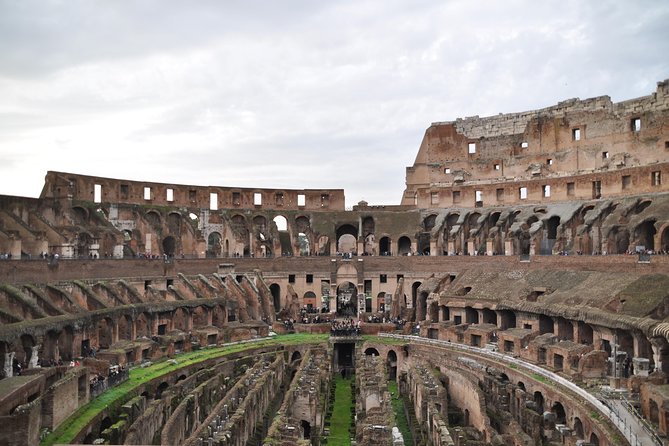 Private 4-Hour City Tour of Colosseum and Rome Highlights With Hotel Pick up - Tour Guide Expertise and Experience