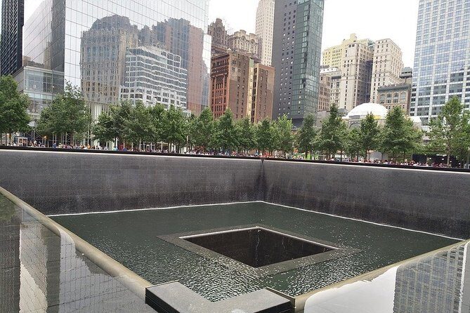 Private 4-hour Walking Tour Downtown and 9/11 Memorial Tour in NY - The Value and Price