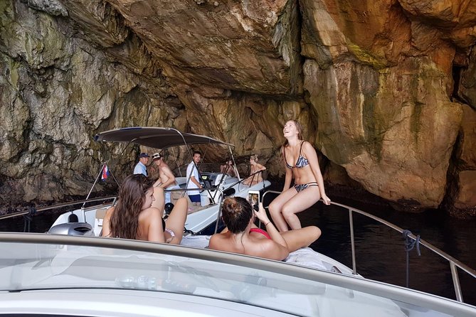 Private 4 Hours Blue Cave & Shunj Sandy Beach Experience - Traveler Reviews and Feedback