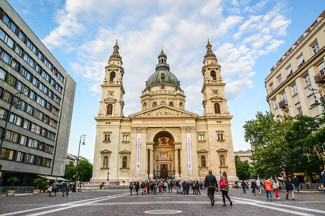 Private 4-hours City Tour of Budapest with private guide and Hotel Pick-up - The Sum Up