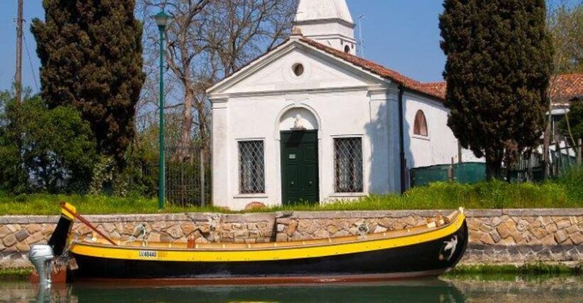 Private 4 hours North Lagoon: Traditional Venetian Boat Tour - Key Points