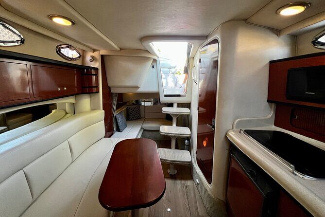 Private 4 Hours Sea Ray 34 Foot Yacht Rental in Miami - FAQ