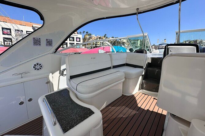 Private 42-foot luxury yacht tour in Los Cabos - The Value of a Private Yacht