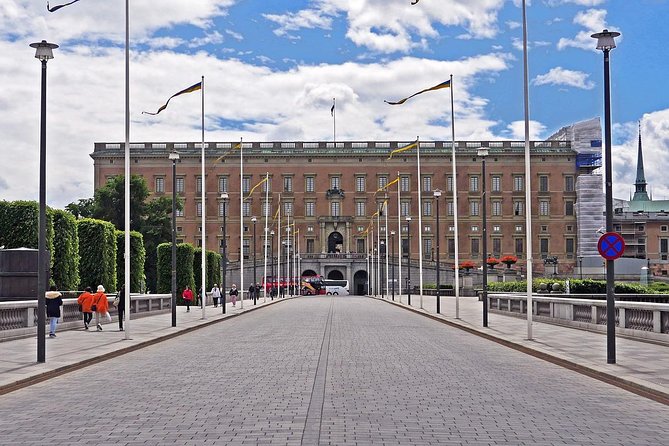Private 4h VIP city tour by limousine car and guide in Stockholm - Who Will Love This Tour?