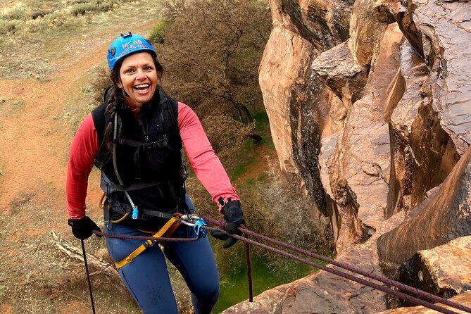 Private 5-7 Hour Canyoneering Day Tour in Moab - The Experience in Action
