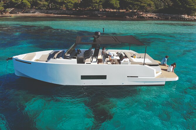 Private 5-Hour Cruise on Brand-New Luxury Yacht in Mykonos (Para Voce) - Relaxing on the Yacht