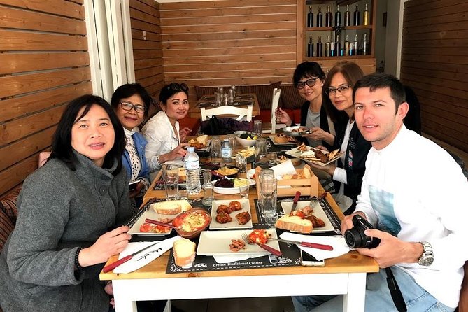 Private 5 Hours Highlights Tour by Native Guide With Wine Tasting - Traveler Reviews and Feedback