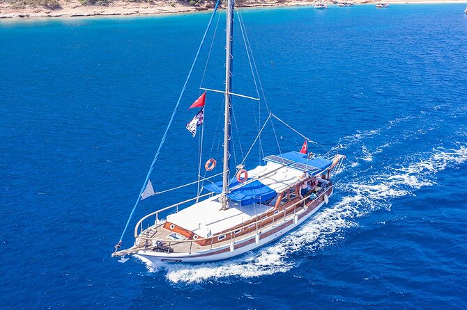 Private 6-Hour Boat Tour With Lunch in Bodrum Bays - Inclusions