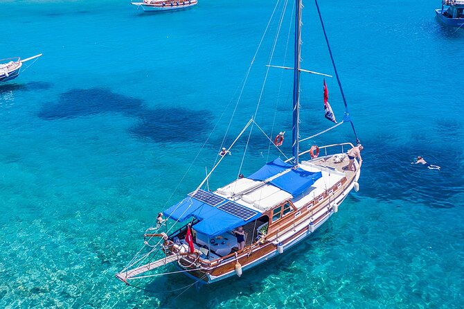 Private 6-Hour Boat Tour With Lunch in Bodrum Bays - Operating Hours