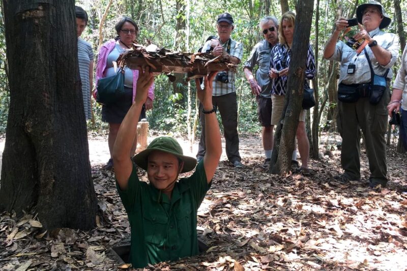 Private 6-Hour Cu Chi Ben Dinh Tunnels Tour - Key Points