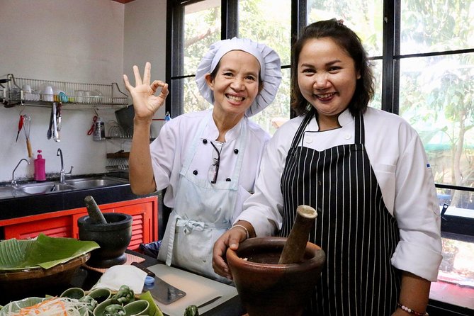 Private 6-Hour Thai Cooking Class with Boat Ride and Market Tour - FAQs