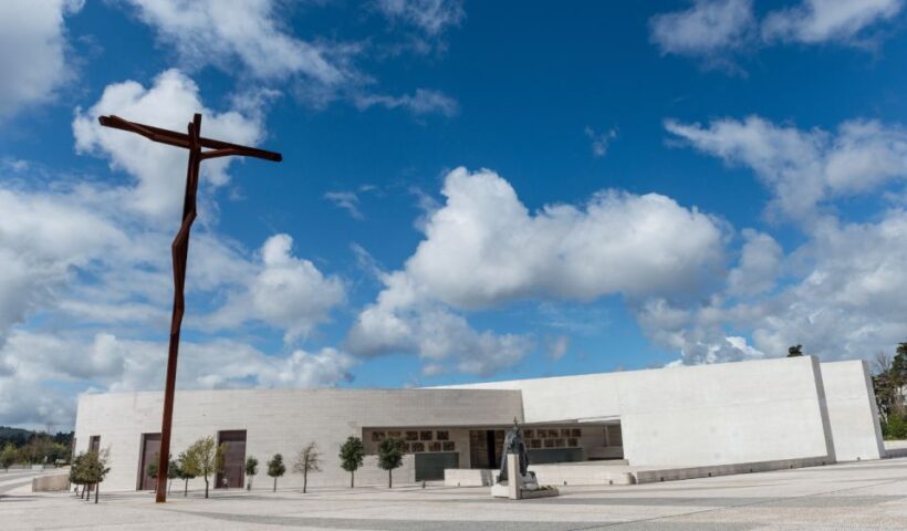 Private 6-hour tour of Fatima from Porto with Hotel pick up - The Value and Considerations
