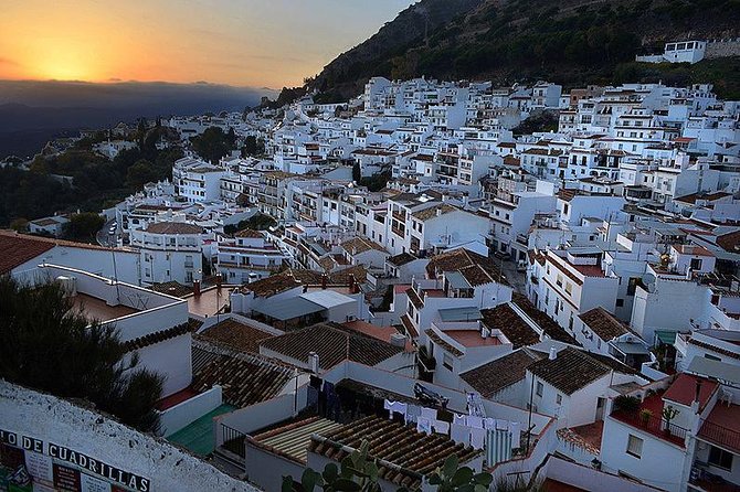 Private 8-hour Tour to Mijas Marbella and Puerto Banús from Malaga - What’s Included and What to Keep in Mind