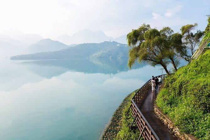 Private 9-Hour Sun Moon Lake Leisure Tour from Taichung ()! - Practical Tips