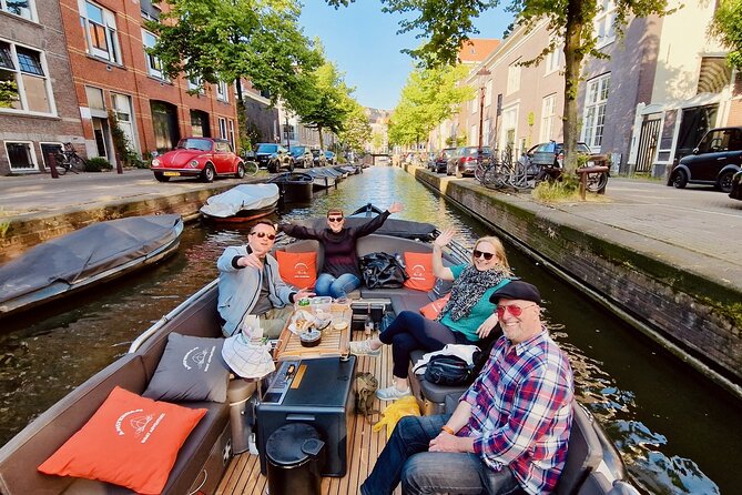 Private 90 Minute Amsterdam Canal Belt Exploration Cruise - FAQ