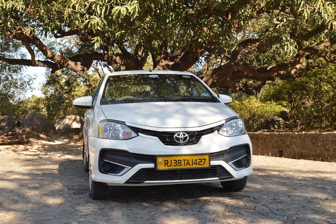 Private A/c Transfer Udaipur To Mount Abu ( 4 Seat A/c Sedan) - Key Points