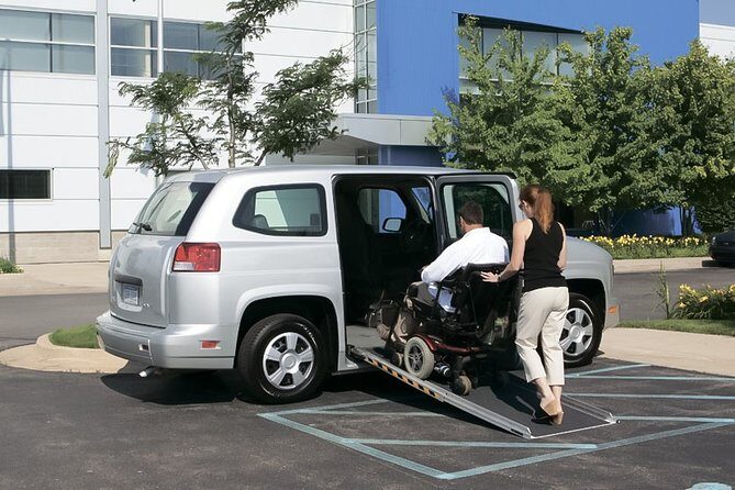 Private Accessible Vancouver Airport (YVR) Transfer to City of Vancouver - An In-Depth Look at the Vancouver Airport Transfer Experience