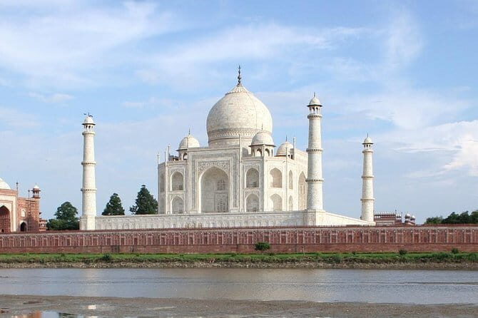 Private Agra Tour by Gatimaan Train visit Taj Mahal and Agra Fort from Delhi - The High-Speed Train Experience