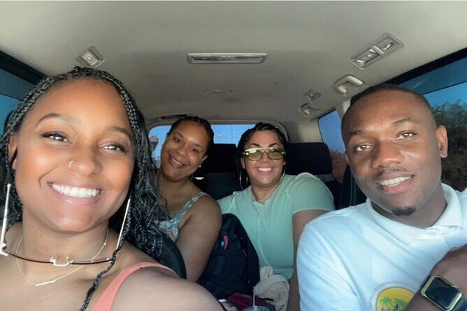 Private Airport Transfer from MBJ to Royalton Blue Waters - FAQ