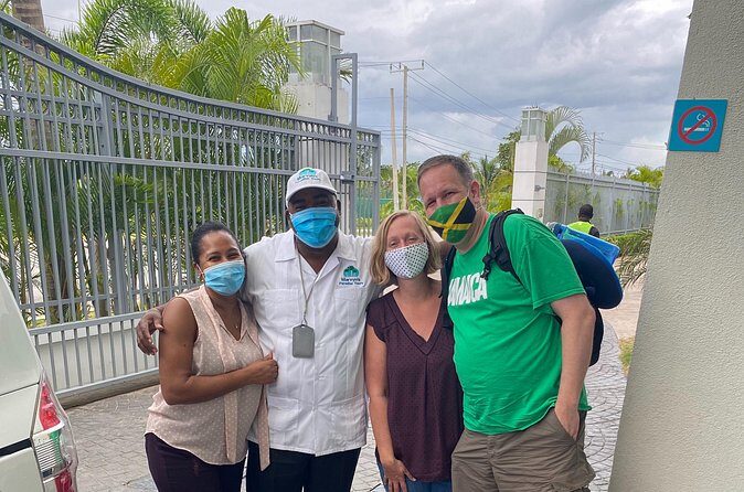 Private Airport Transfer from Montego Bay Airport to Ocho Rios - FAQ