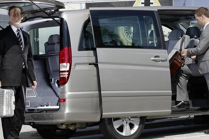 Private Airport Transfer From Taormina to Catania Fontanarossa - Meeting Points and Pickup