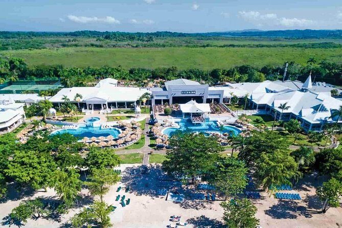 Private Airport Transfer- Riu Negril, Falmouth & Montego Bay Port - A Closer Look at the Private Airport Transfer to Riu Negril