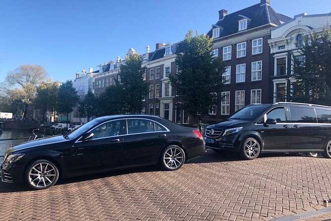 Private Airport Transfer Schiphol Airport to Amsterdam - Who Should Consider This Service?