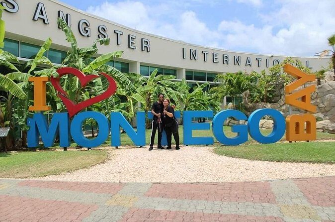 Private Airport Transfer To/From Hotels in Falmouth - The Ride: Comfort, Punctuality, and Local Tips