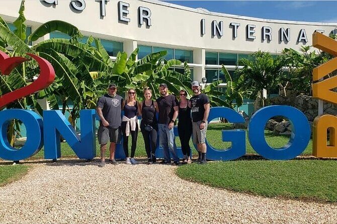 ***PRIVATE Airport Transfer to HOTELS in around RUNAWAY BAY*** - Key Points