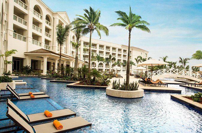 Private Airport Transfer to Hyatt Rose Hall Resort - Meeting Point and Logistics